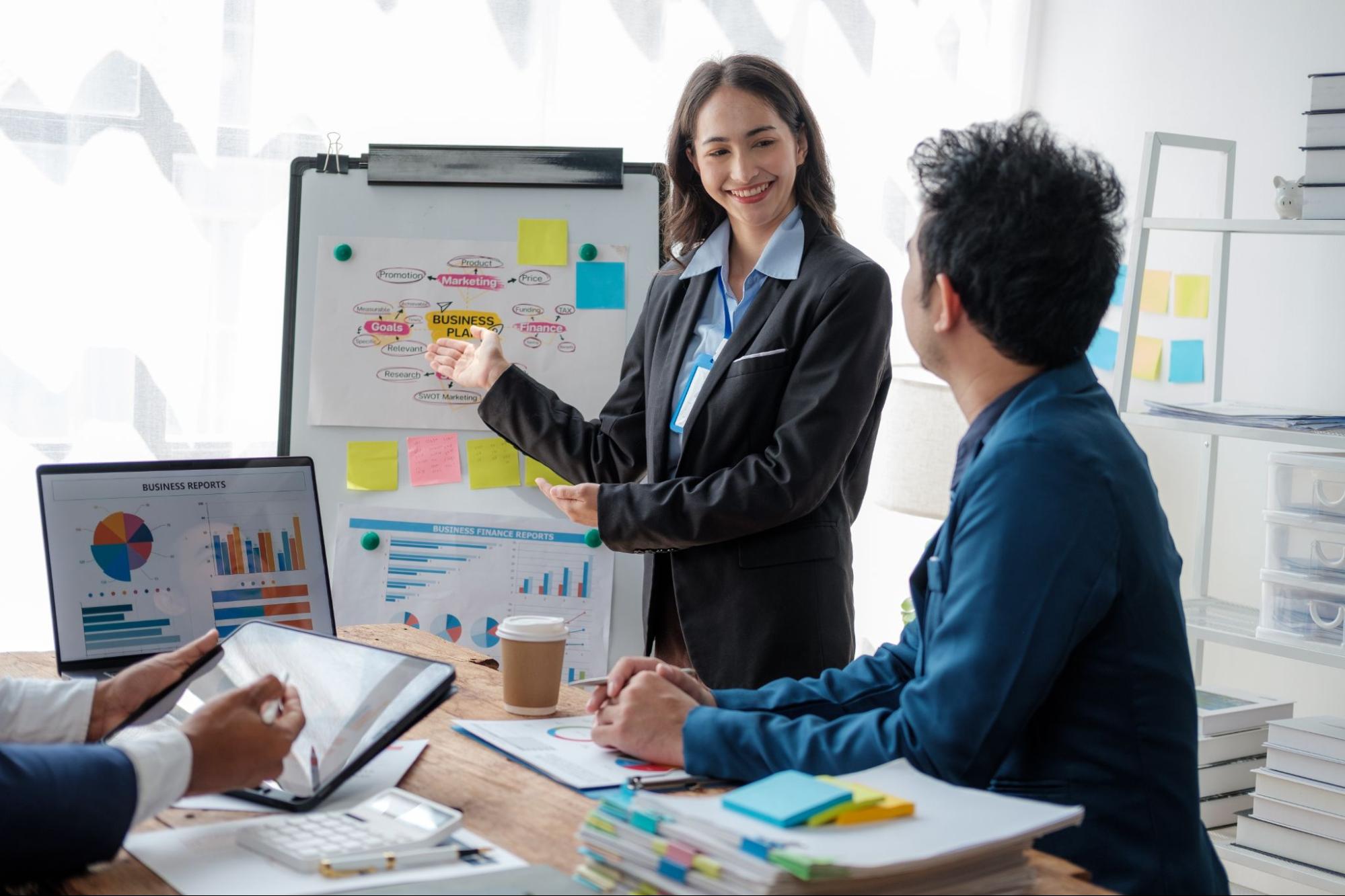 Microtargeting Trends: Why Niche Audiences Are Gold for PPC in 2025 ...